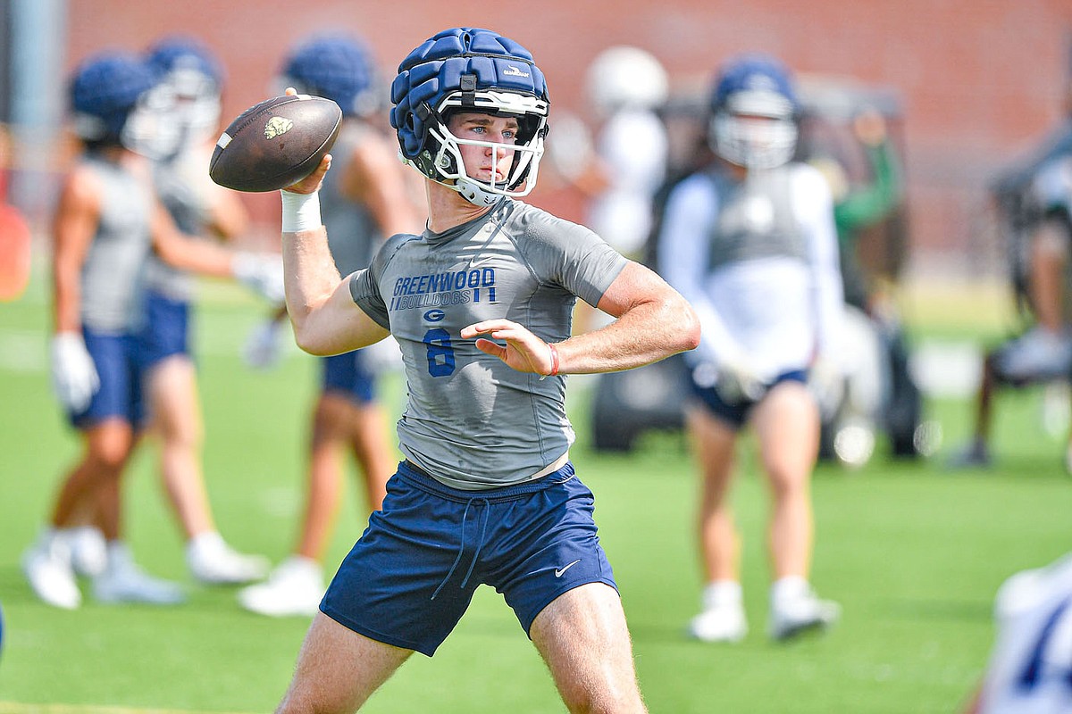 RIVER VALLEY FOOTBALL REPORT: Greenwood eyes state title after back-to ...