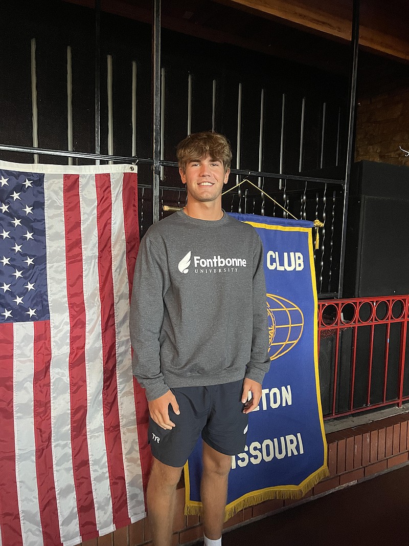 Fulton Kiwanis Club honors scholarship recipient | Fulton Sun
