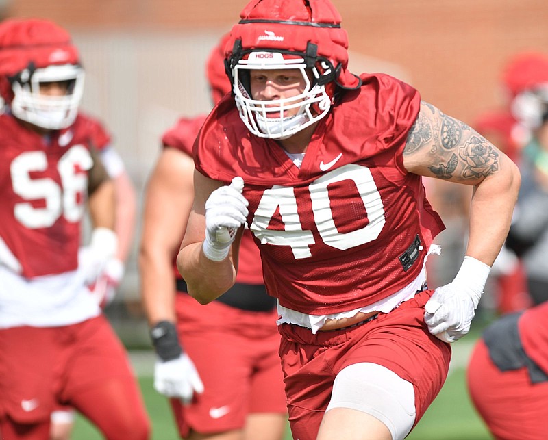 Jackson becomes leader while building muscle, speed for Hogs | Hot ...