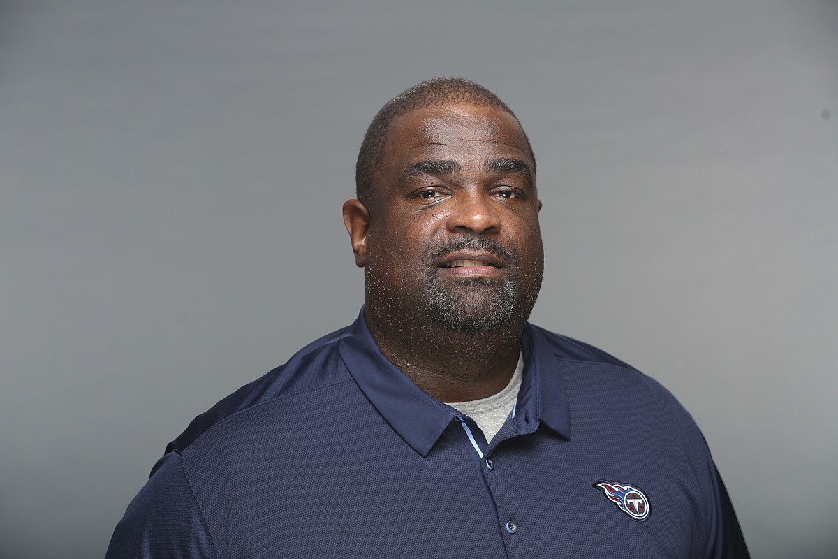 Vrabel giving assistant Terrell Williams chance as Titans’ acting coach ...