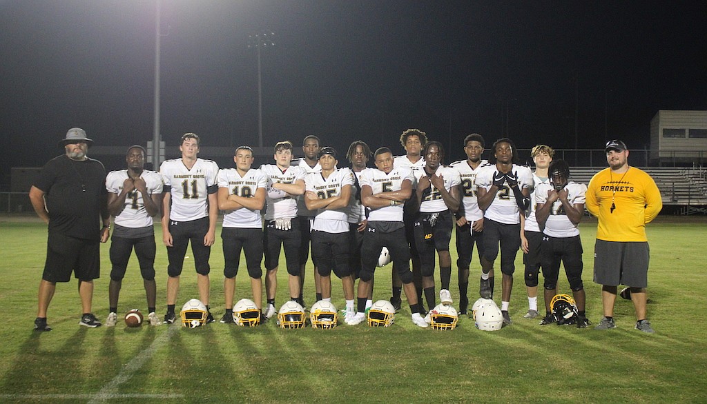 Hornets look to quickly build depth at linebacker | Camden News