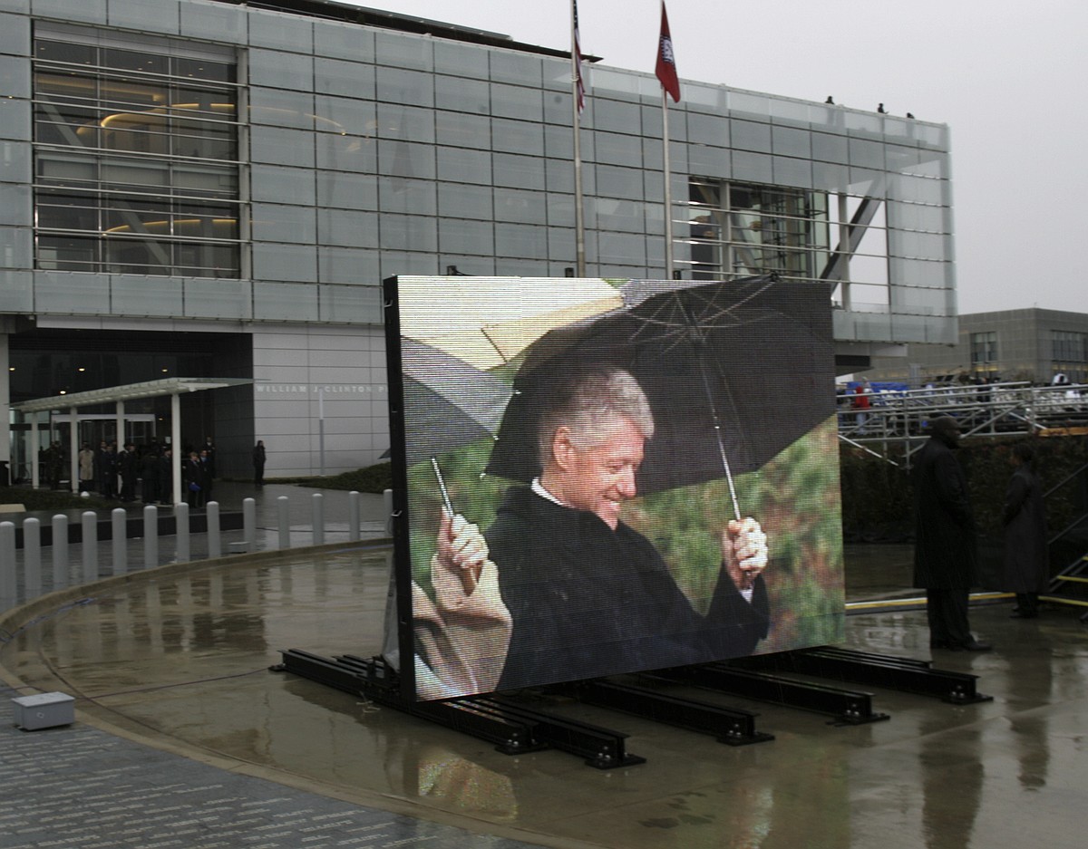 Clinton Foundation announces plans for Clinton Presidential Center ...