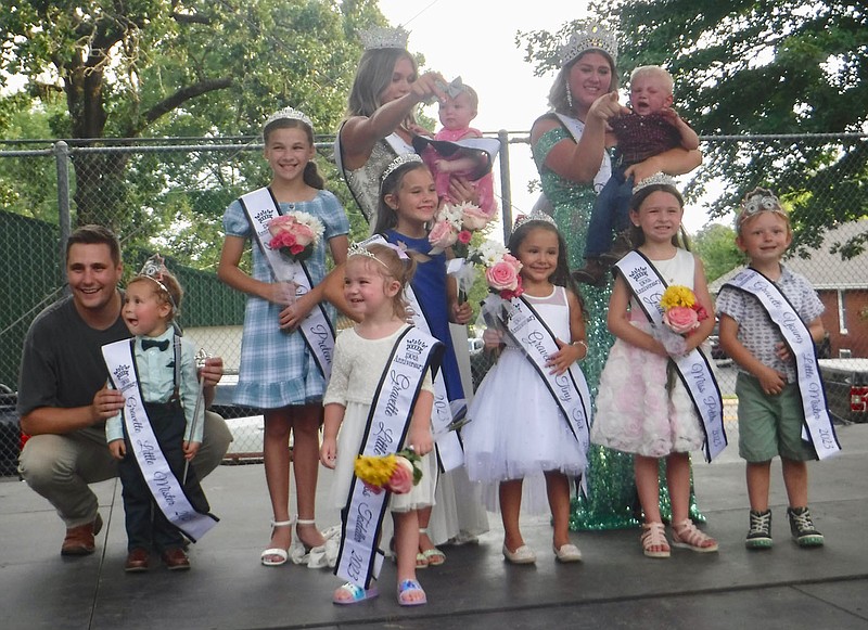 Jensen, Miller crowned in Saturday pageants | Westside Eagle Observer