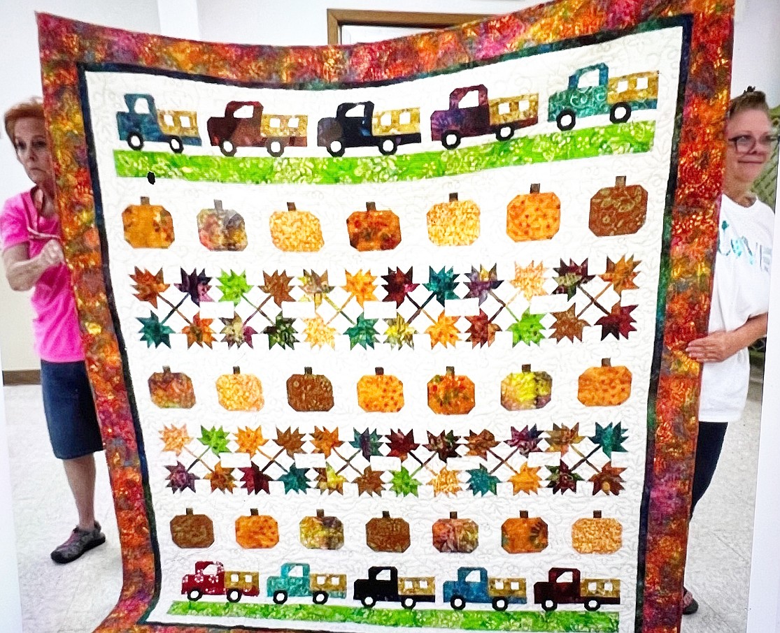 Crazy Quilters announce annual quilt raffle | Hot Springs Sentinel Record