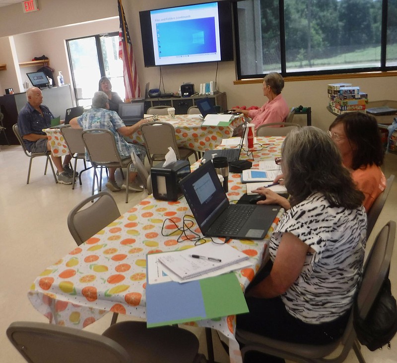 Library offers free Computer Basics class | Westside Eagle Observer