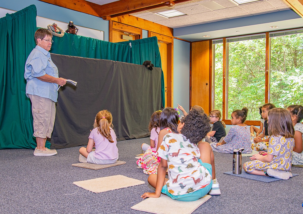 Puppet show illustrates use of Missouri caves | Jefferson City News Tribune