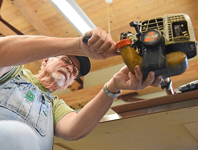 Central Arkansas Library System's Repair Cafe gets stuff fixed ...