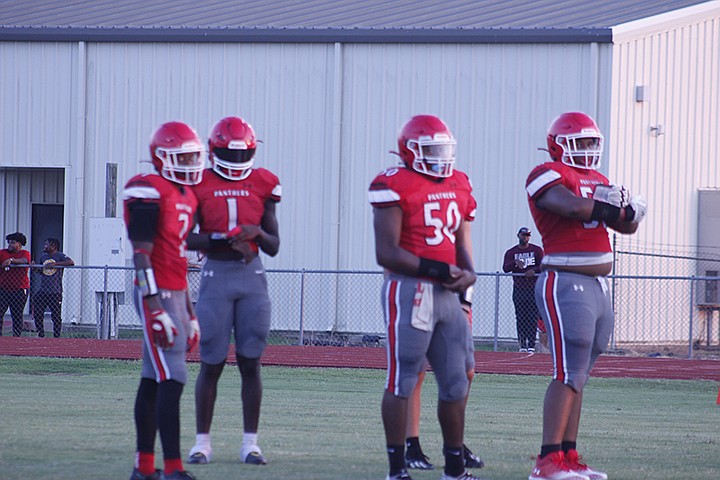 Panthers roll over Eagles, 45-17 | Magnolia Banner News