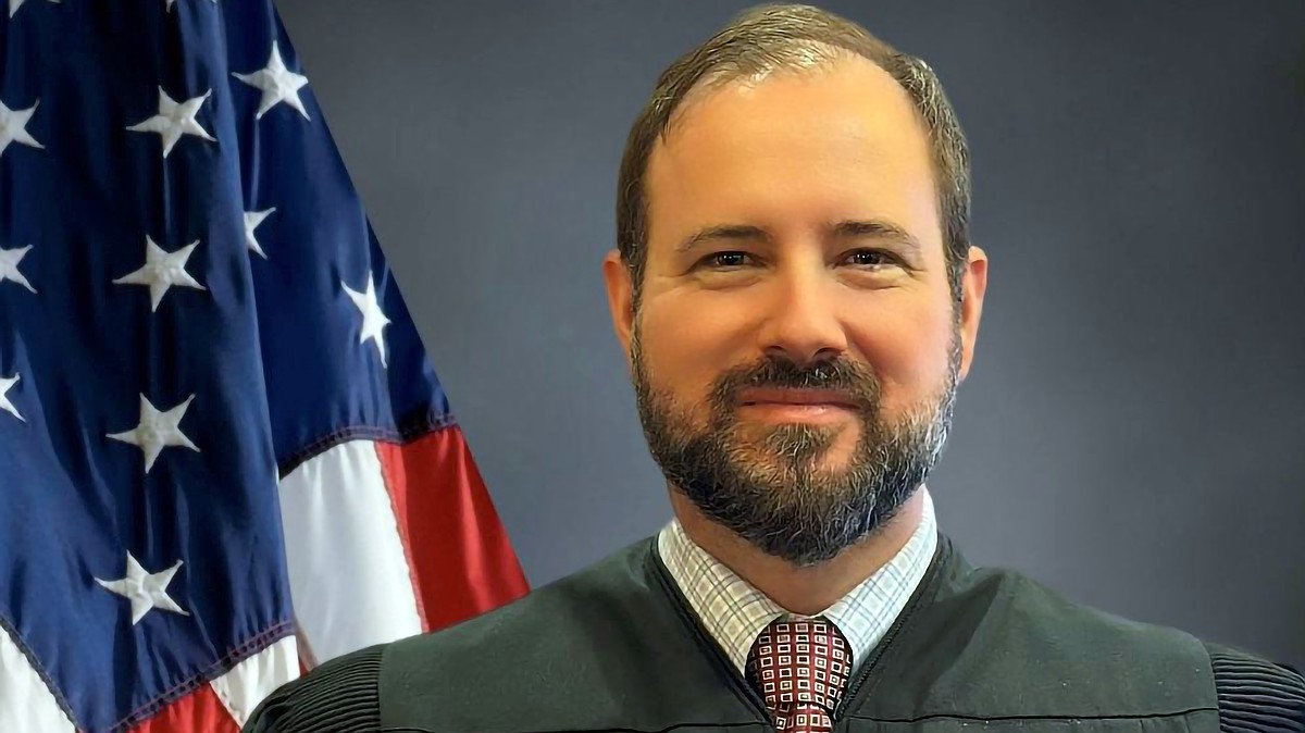 Newest federal magistrate judge proud to serve public in Texarkana | Texarkana Gazette
