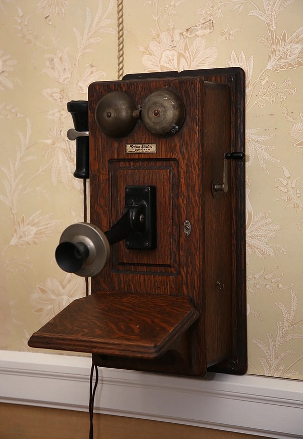 CAPITAL CITY HISTORY: Early telephone service had limited reach ...