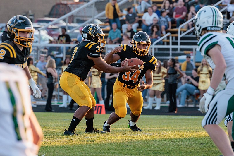 Fulton football plays at state-ranked Hannibal for NCMC opener | Fulton Sun