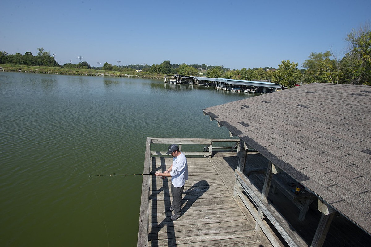 Consultants float ideas to clean up Lake Fayetteville; study available ...