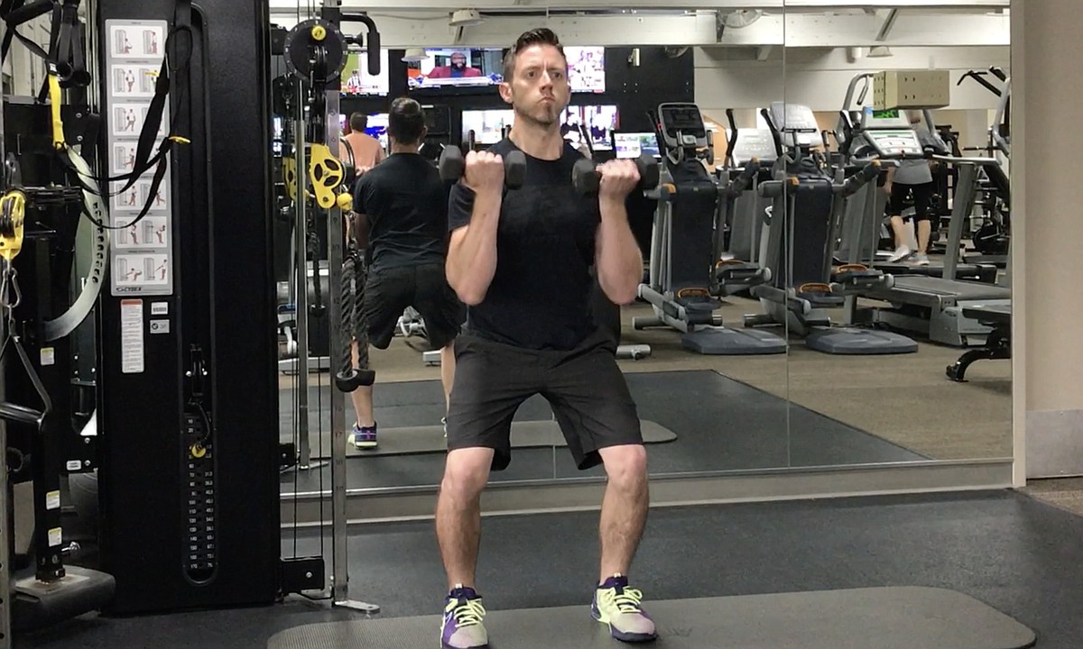 Low-impact Dumbbell Uppercut delivers heart-pounding, knee-safe workout ...