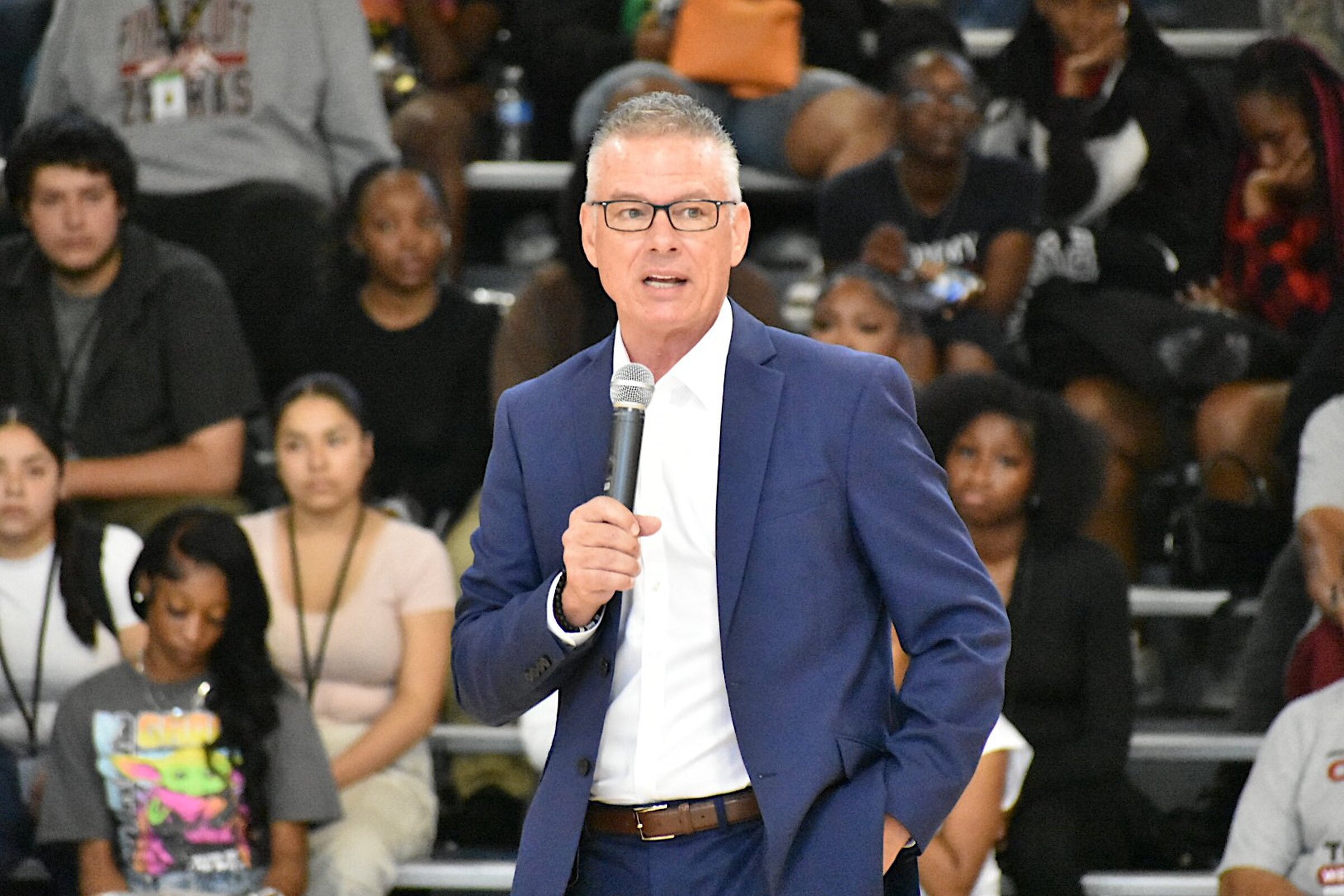 Actor Carl Anthony Payne speaks to Pine Bluff students at summit | The ...
