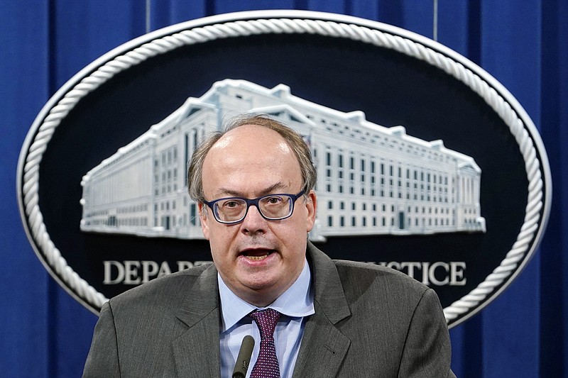 Trump Co Defendant Pleads Guilty Accepts Deal In Georgia Case The