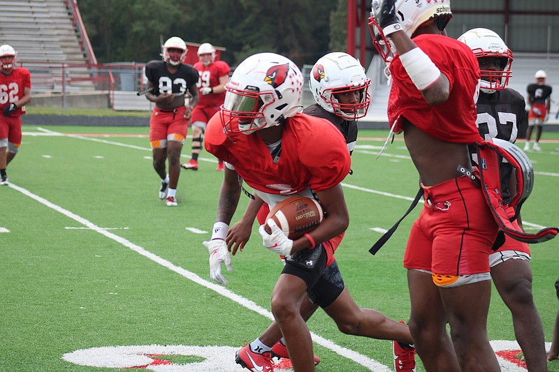 Camden Fairview taking the De Queen Leopards seriously | Camden News