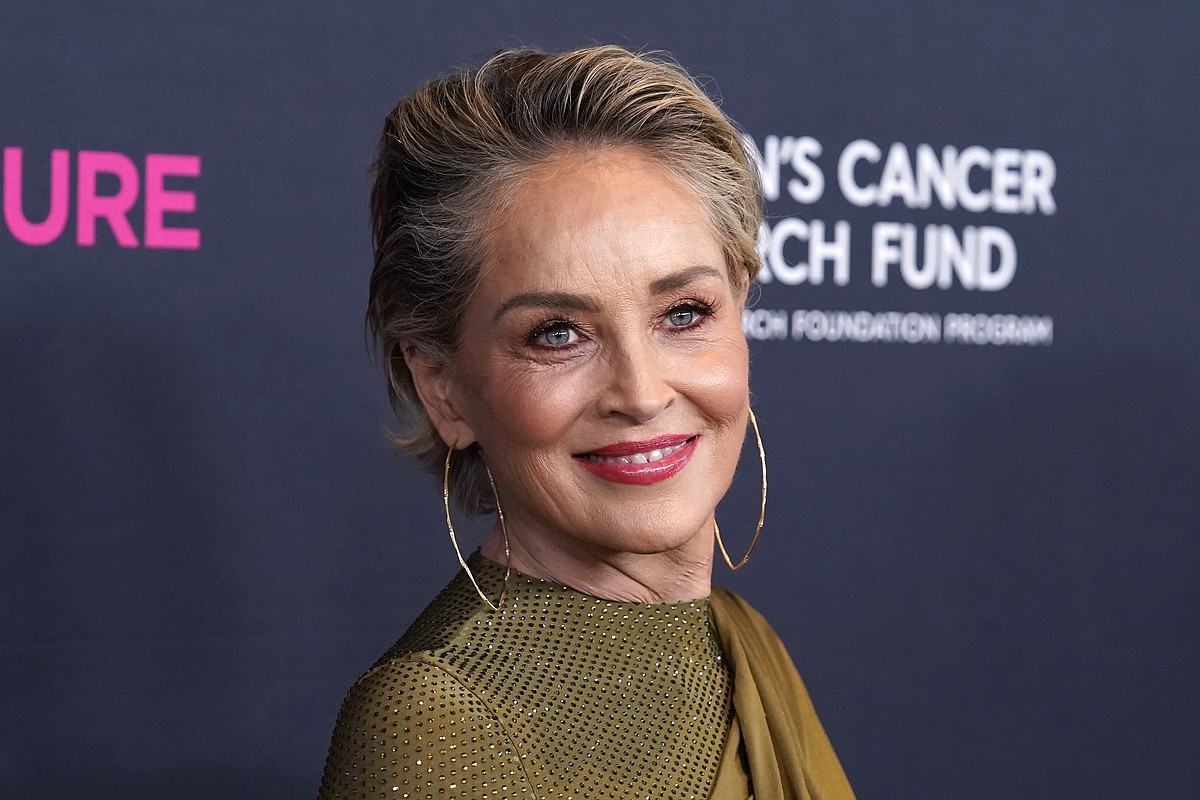 Sharon Stone launches art show | Jefferson City News Tribune