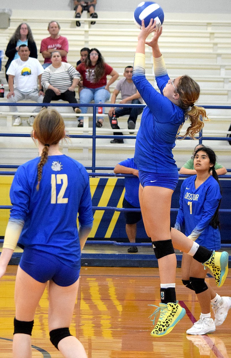 Lady Bulldogs win final contests at home | Westside Eagle Observer