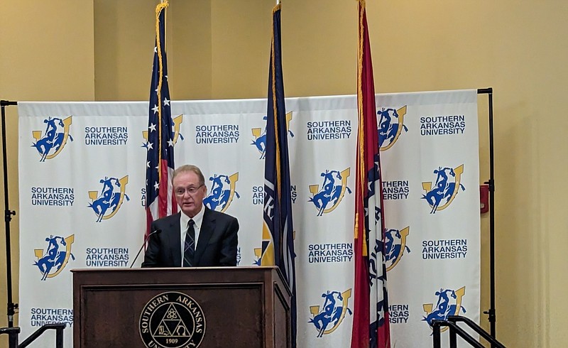 Sewell among honorees at SAU's Rankin College | El Dorado News