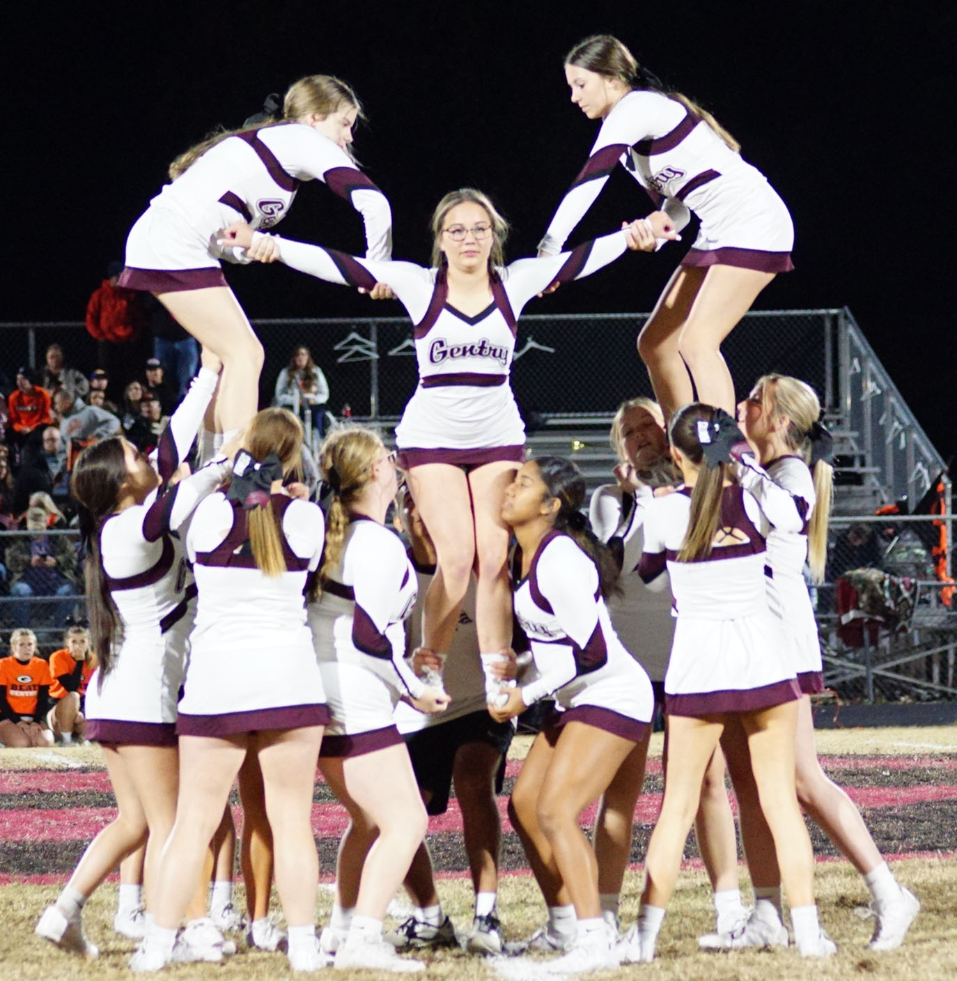 Cheering on Gentry | Westside Eagle Observer
