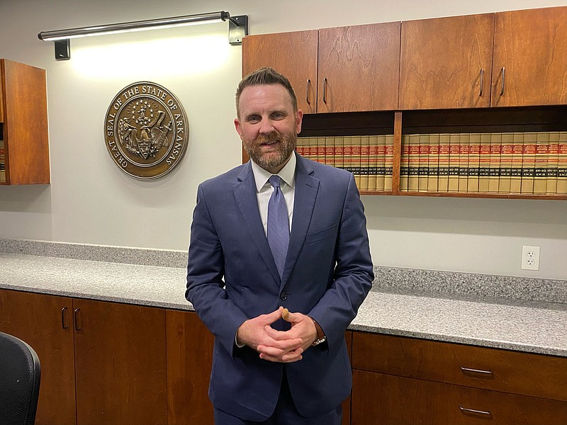 Governor names Joshua Robinson as interim Benton County prosecuting ...