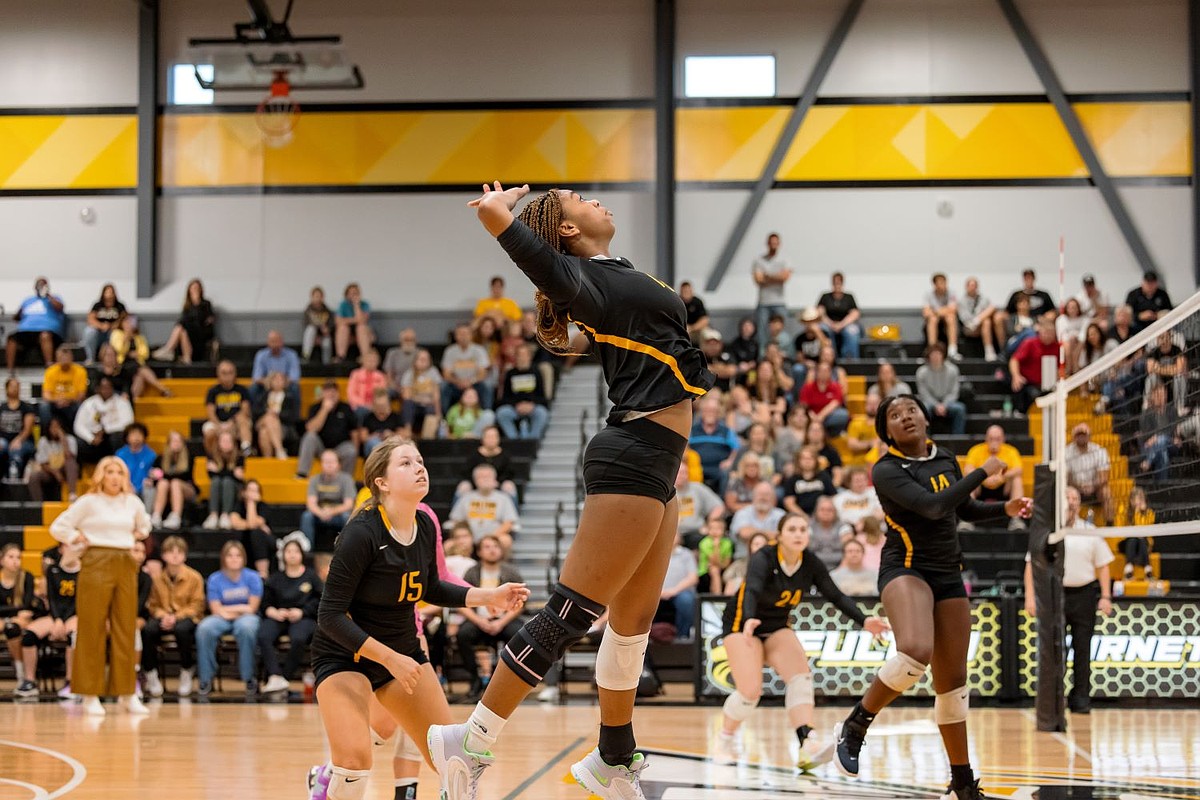 Four Fulton volleyball players named All-NCMC | Fulton Sun