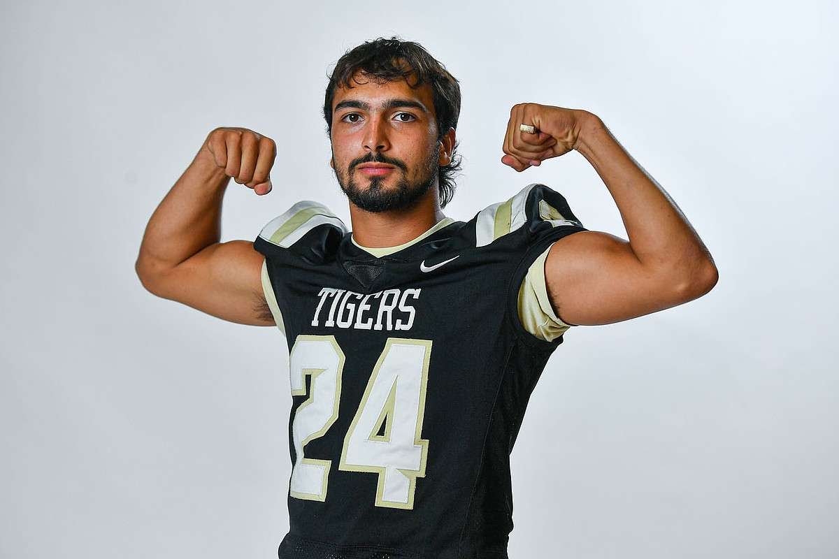 PREP FOOTBALL: River Valley Player Profiles — Alex Woody, Hackett; Eli ...