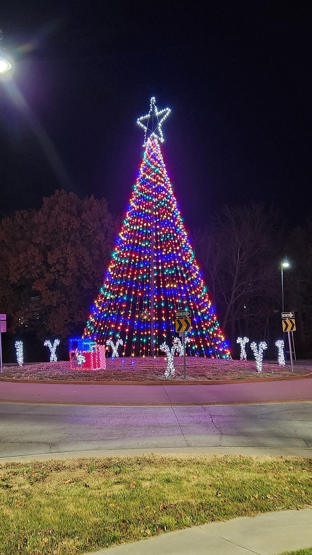 Fulton continues annual Christmas tradition | Fulton Sun