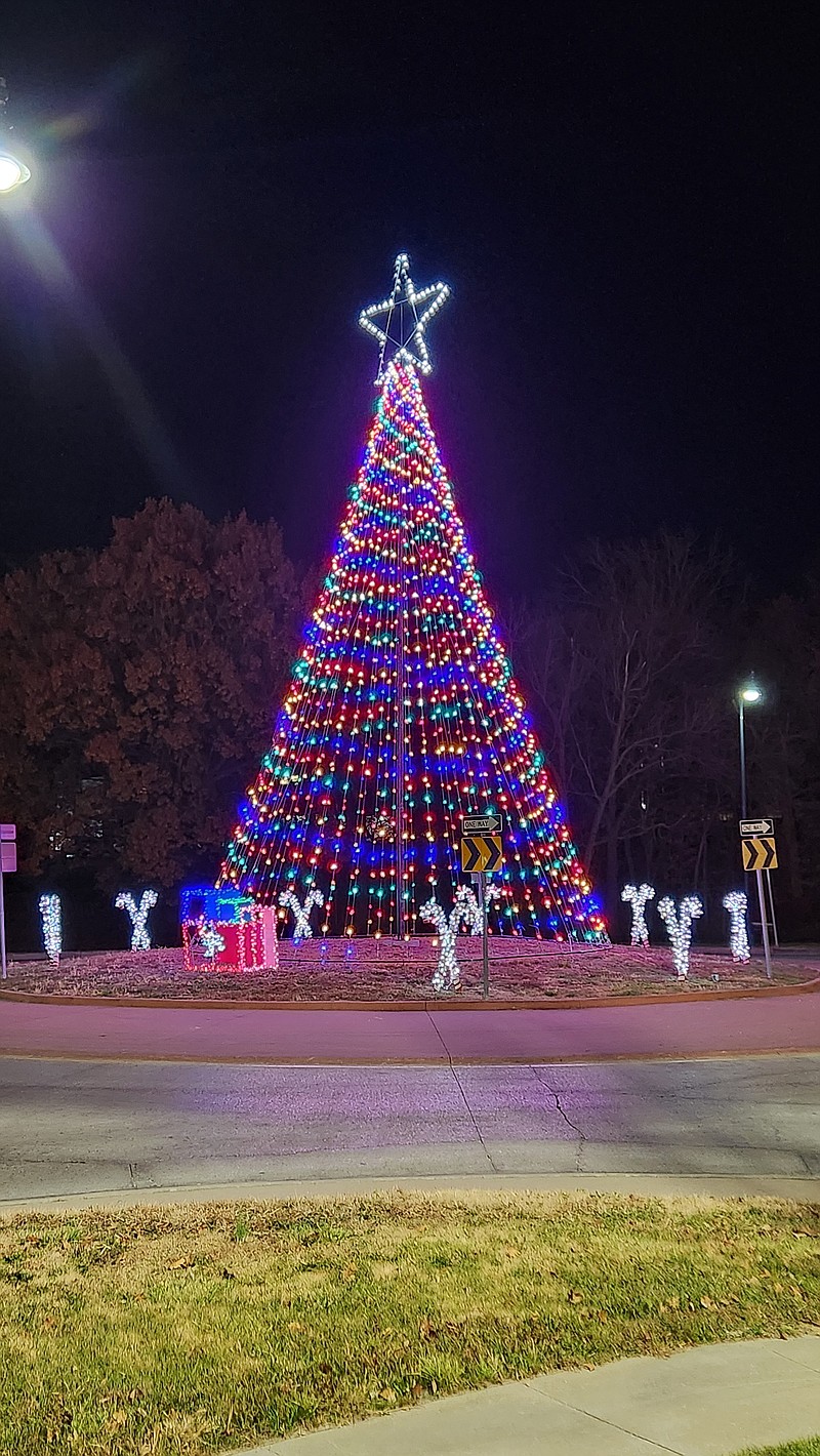 Fulton continues annual Christmas tradition | Fulton Sun