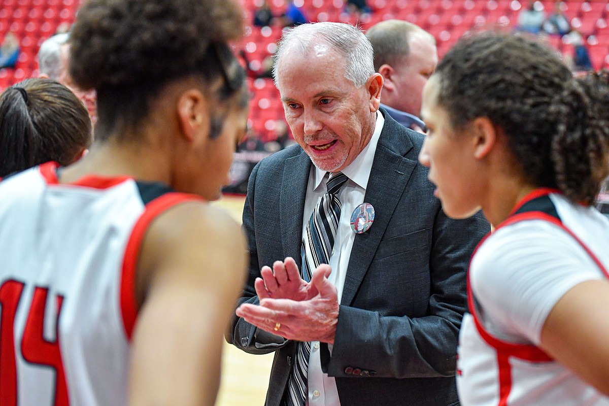PREP BASKETBALL: Loaded field of teams at 26th annual Tournament of ...