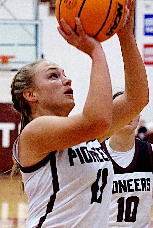 Lady Pioneers off to strong start, Pioneers struggling | Westside Eagle ...