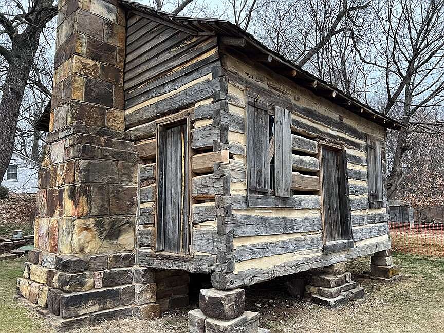 Shiloh Museum wins education award for preservation of 1850s cabin ...
