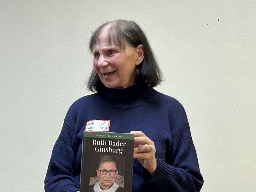 VCK Democratic Women host holiday party | Hot Springs Sentinel Record