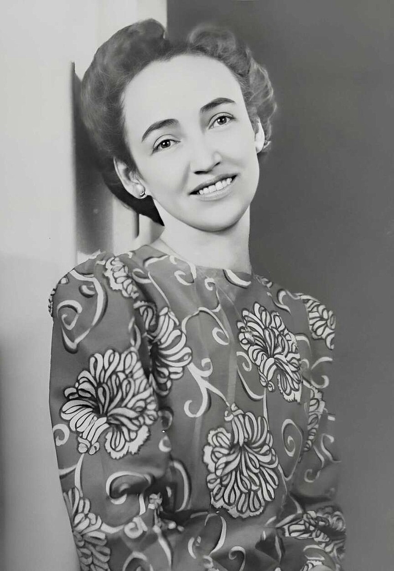 Ross demonstrated wisdom, charm as schoolteacher, working spouse ...