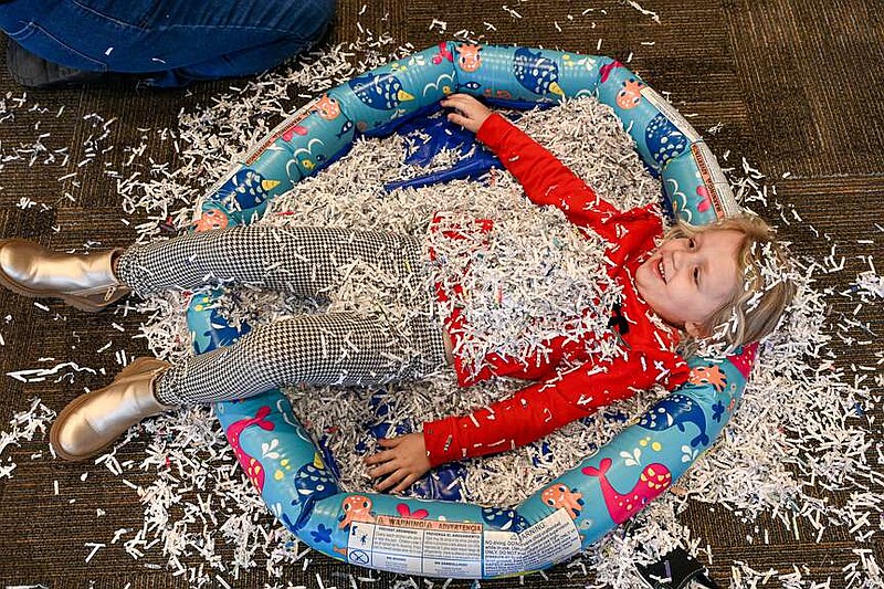 Toddlers shred Sensory Day at MRRL | Jefferson City News Tribune