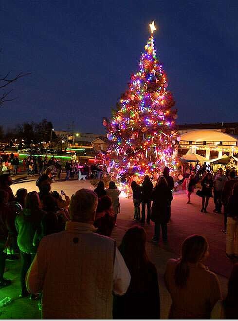 FYI Calendar: Lights illluminate NWA for Christmas | The Arkansas ...