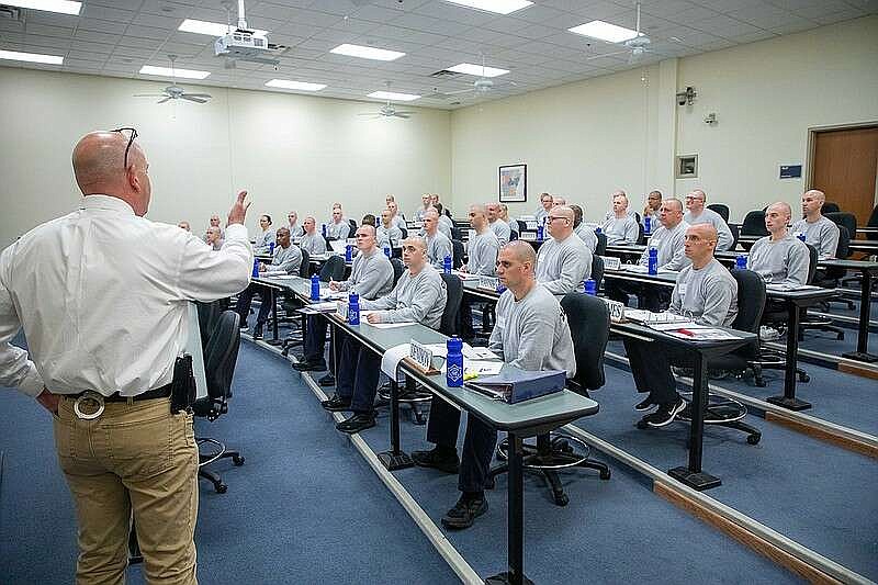 State troopers graduate from program | Camden News