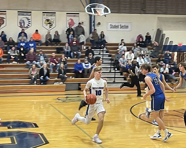 Gray scores 1,000th point as SC boys basketball beats Hermann | Fulton Sun