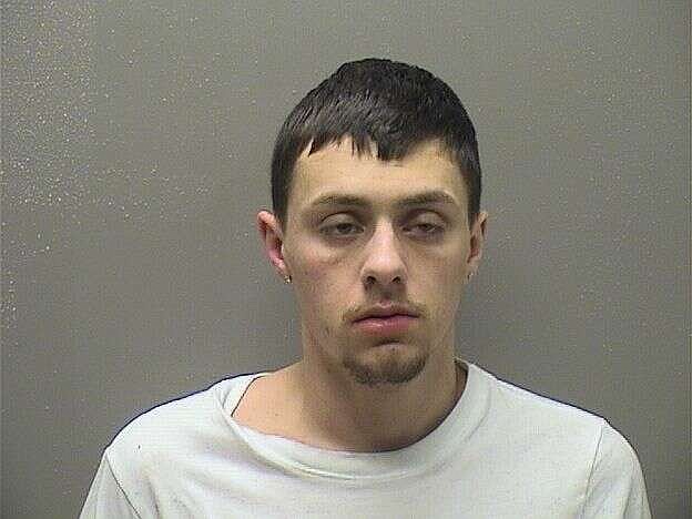 Benton man arrested with gun, drugs on girlfriend’s complaint | Hot ...