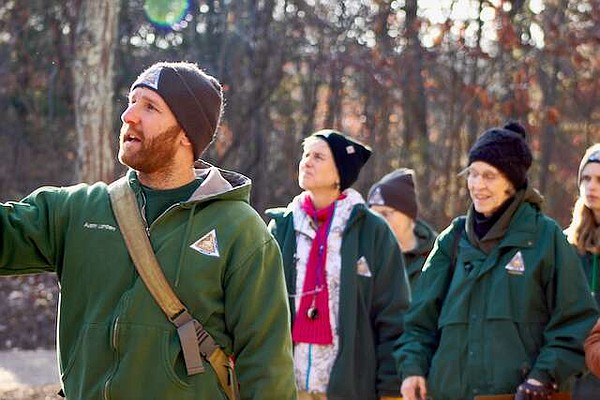 Runge Center teaches Missourians how to identify winter trees ...