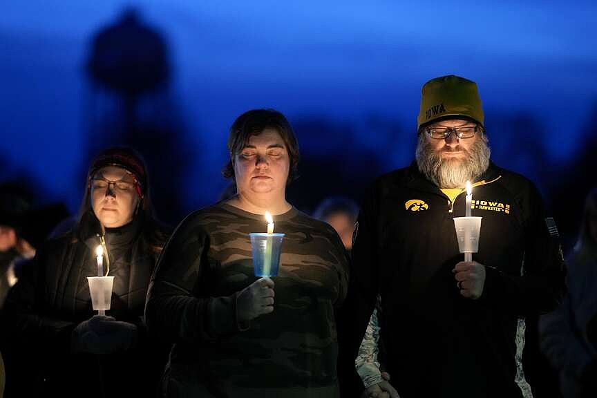 Perry, Iowa, school shooting creates new questions for Republicans in ...