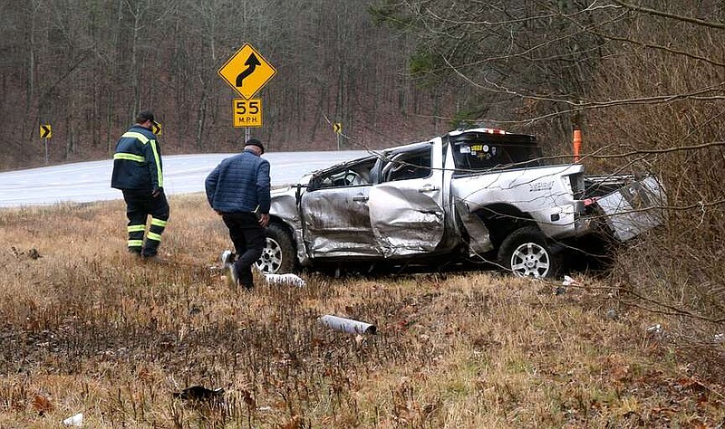 WATCH: Rainy wreck injures one | Hot Springs Sentinel Record