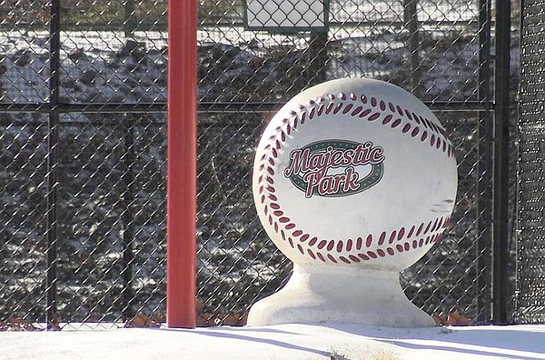 WATCH | McGhee-Hawkins Memorial Softball tourney set for Majestic Park ...