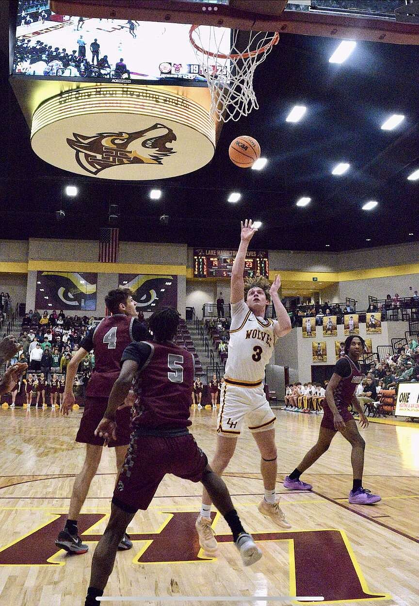 WATCH | Benton adds Lake Hamilton Wolves to list of victims | Hot ...