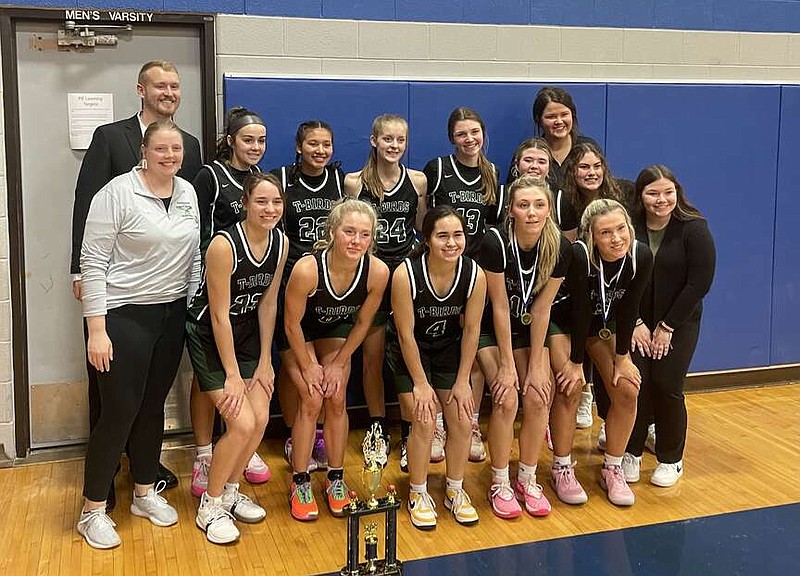 Shryock drains eight 3s as NC girls basketball takes second in South ...