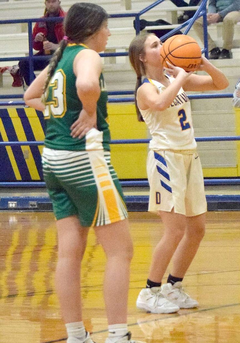 Lady Bulldogs turn out lights on Lady Knights | Westside Eagle Observer