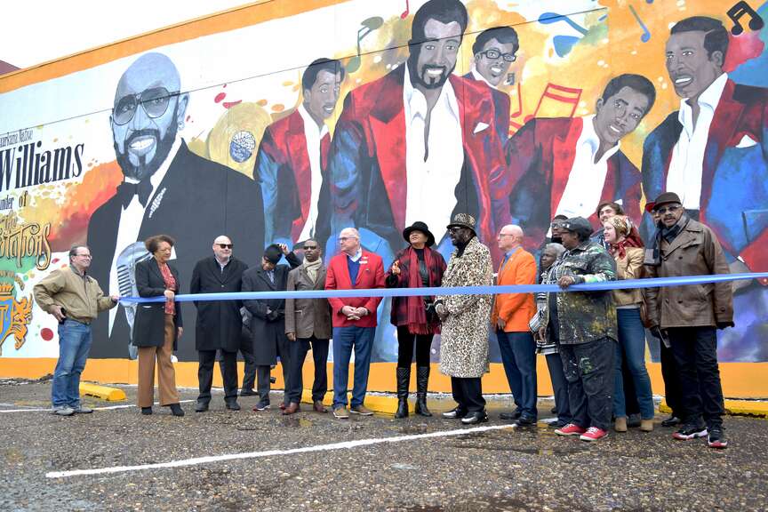 WATCH | Not our imagination: Otis Williams reminisces about Texarkana ...