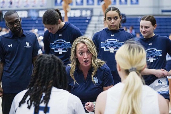 PREP BASKETBALL: Kimberly Jenkins wins 100th game as coach at ...
