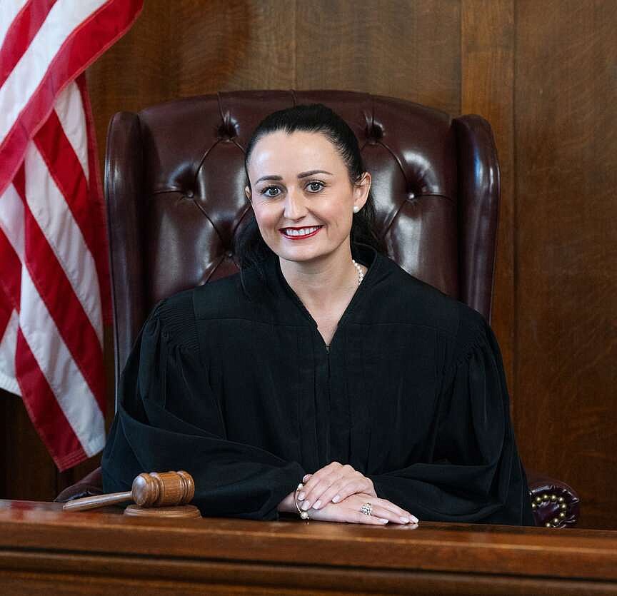 District judge candidates to address Republican Party meeting | Hot ...