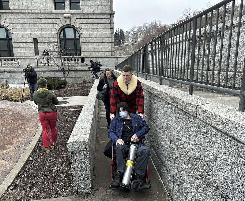 Ruby slippers’ thief receives no jail time | Northwest Arkansas ...